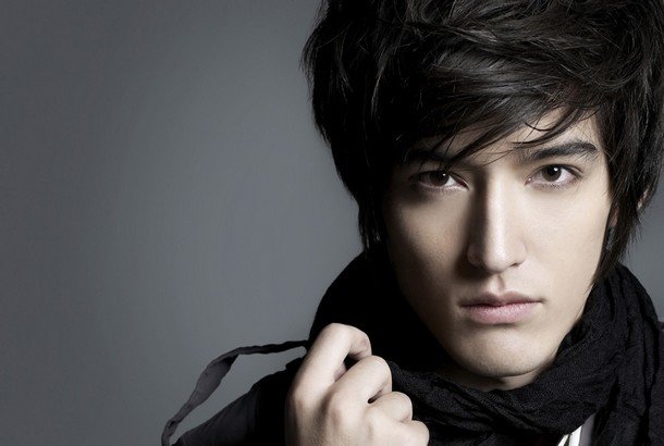 EXQUISITE MALE - Fashion Report